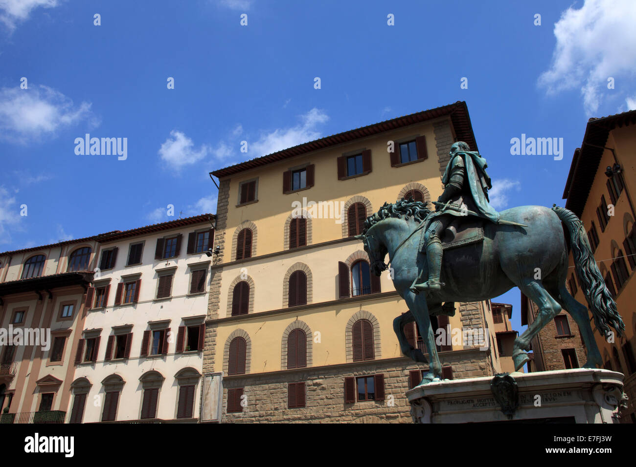 Equestrian statue of Cosimo by Giambologna in the Piazza della Signoria ...