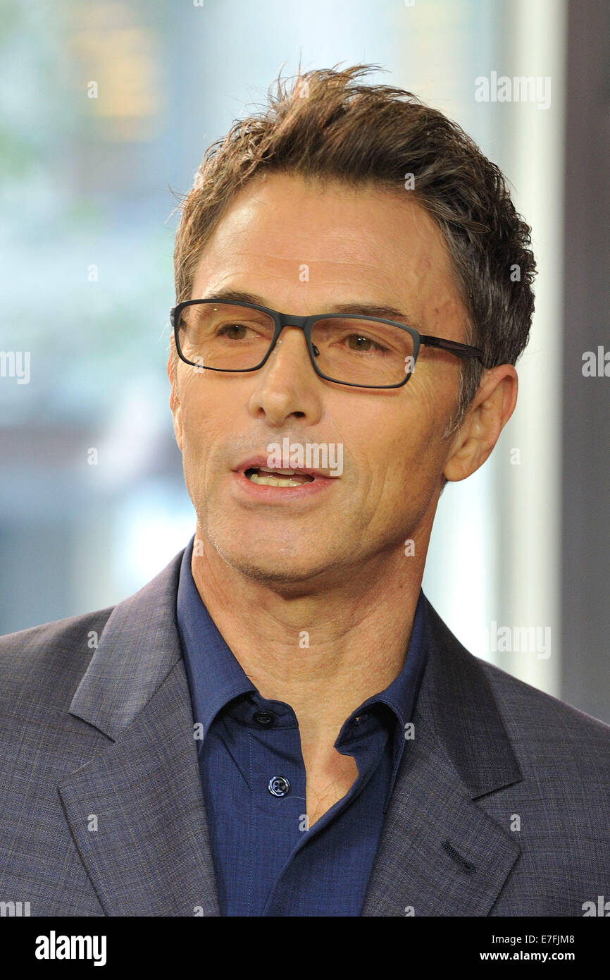 Actor tim daly hi-res stock photography and images - Alamy
