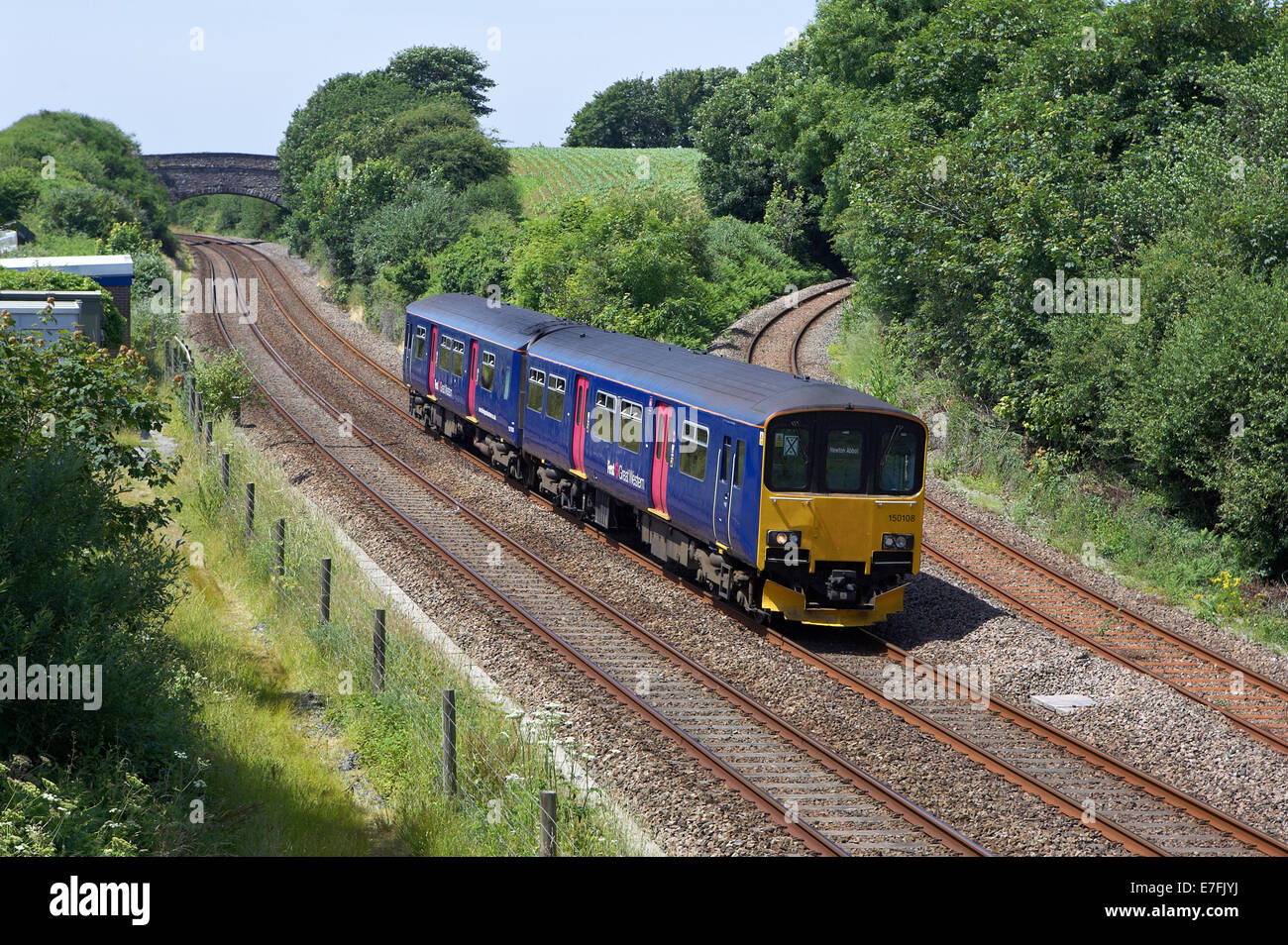 Fgw class 150 first great western hi-res stock photography and images ...