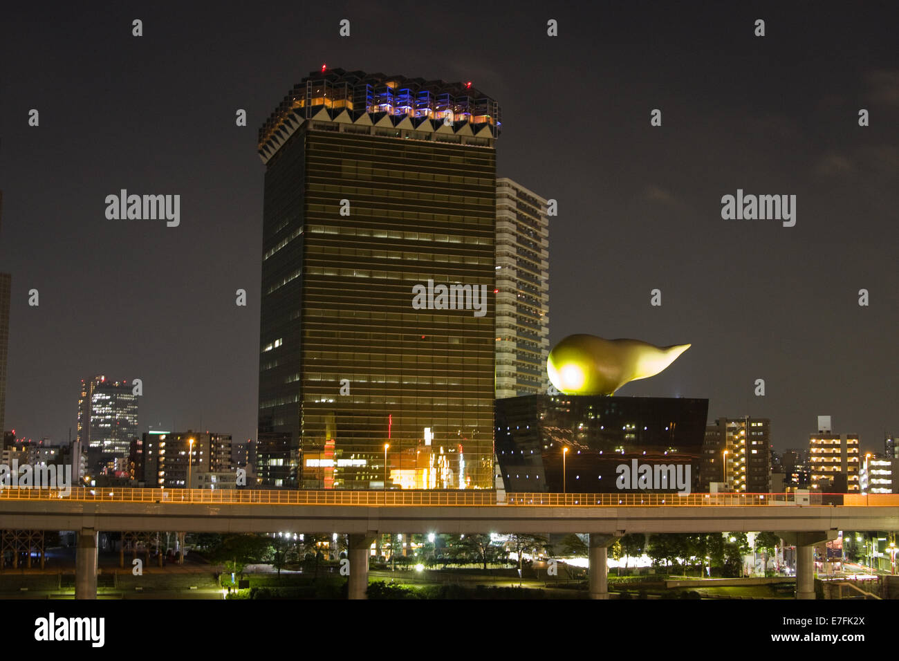 Asahi brewery japan hi-res stock photography and images - Alamy