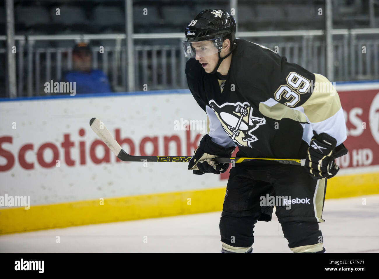 Season game hi-res stock photography and images - Alamy