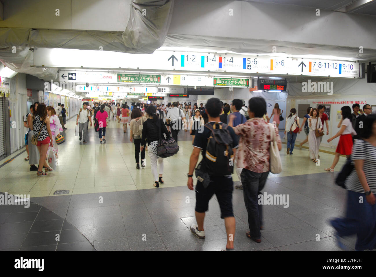 Tokyo underground railway hi-res stock photography and images - Alamy