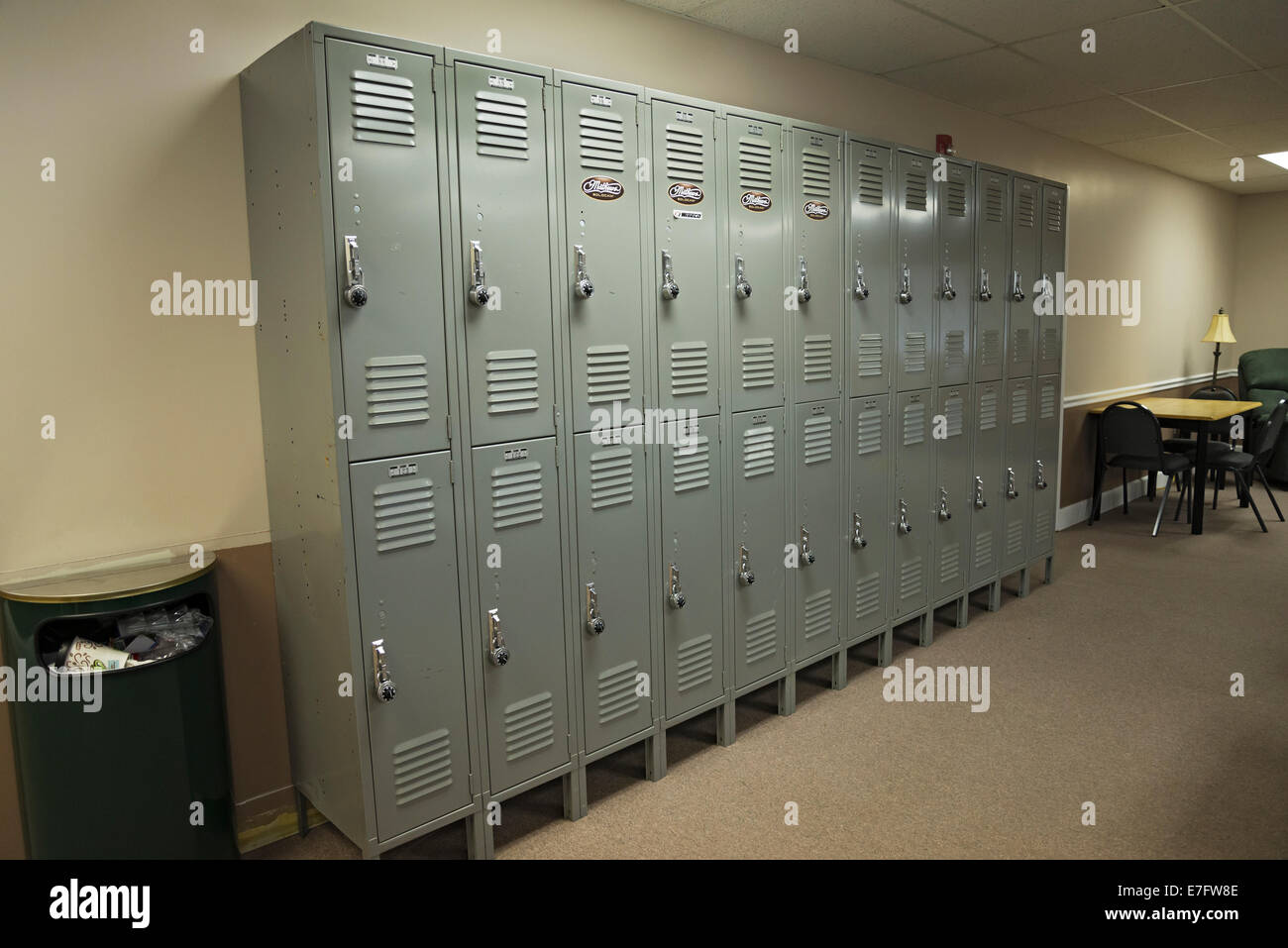 American school lockers hi-res stock photography and images - Alamy
