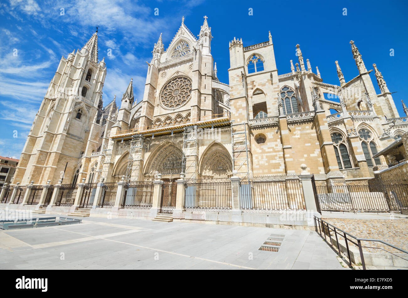 The leon cathedral hi-res stock photography and images - Alamy