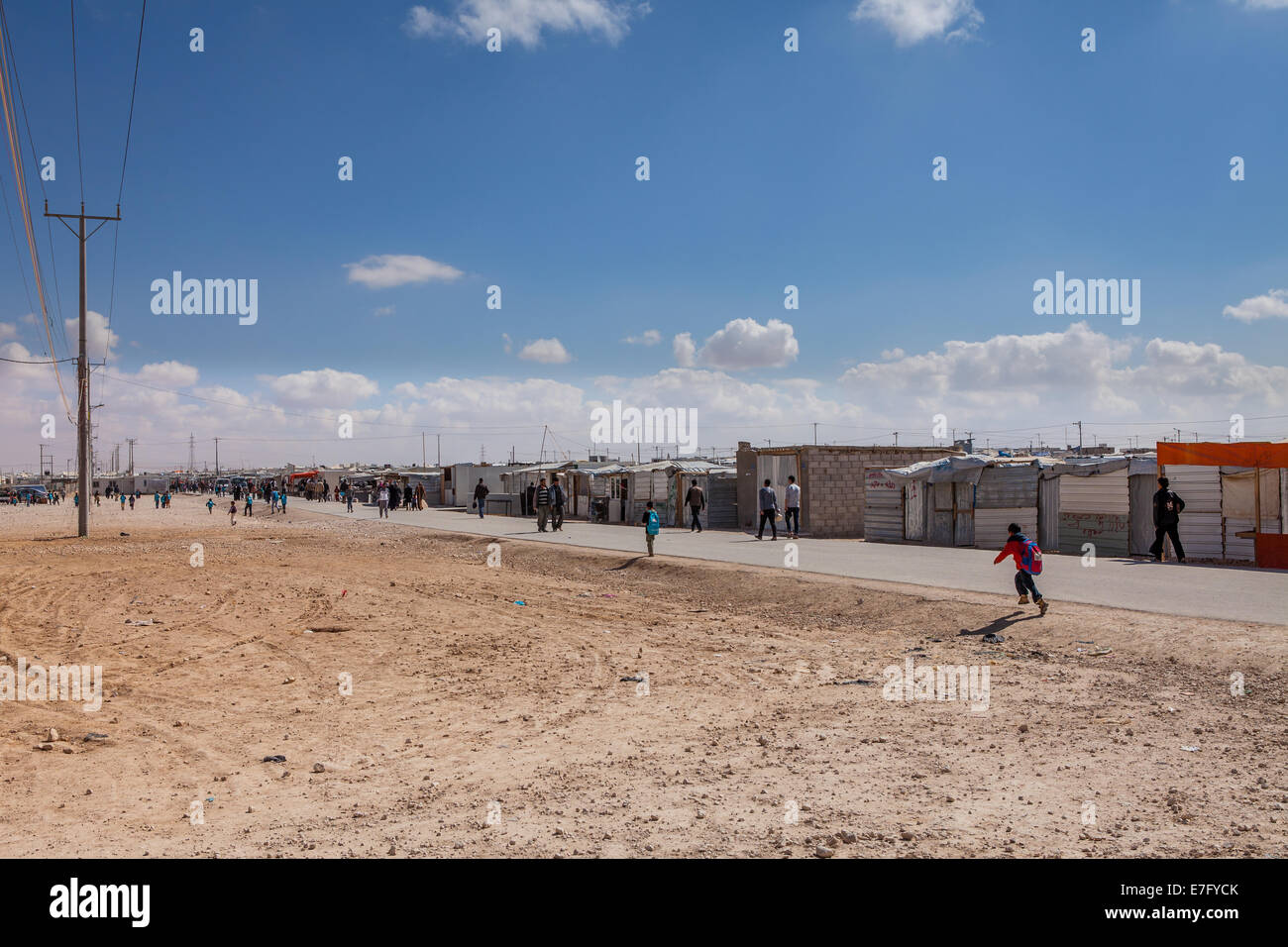 Busy main street zaatari zaatari hi-res stock photography and images ...