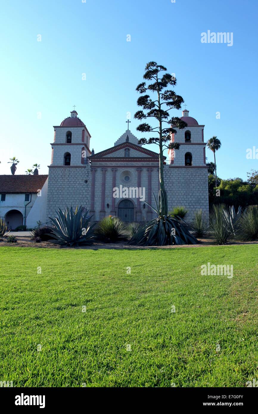 Santa Barbara Mission Stock Photo - Alamy