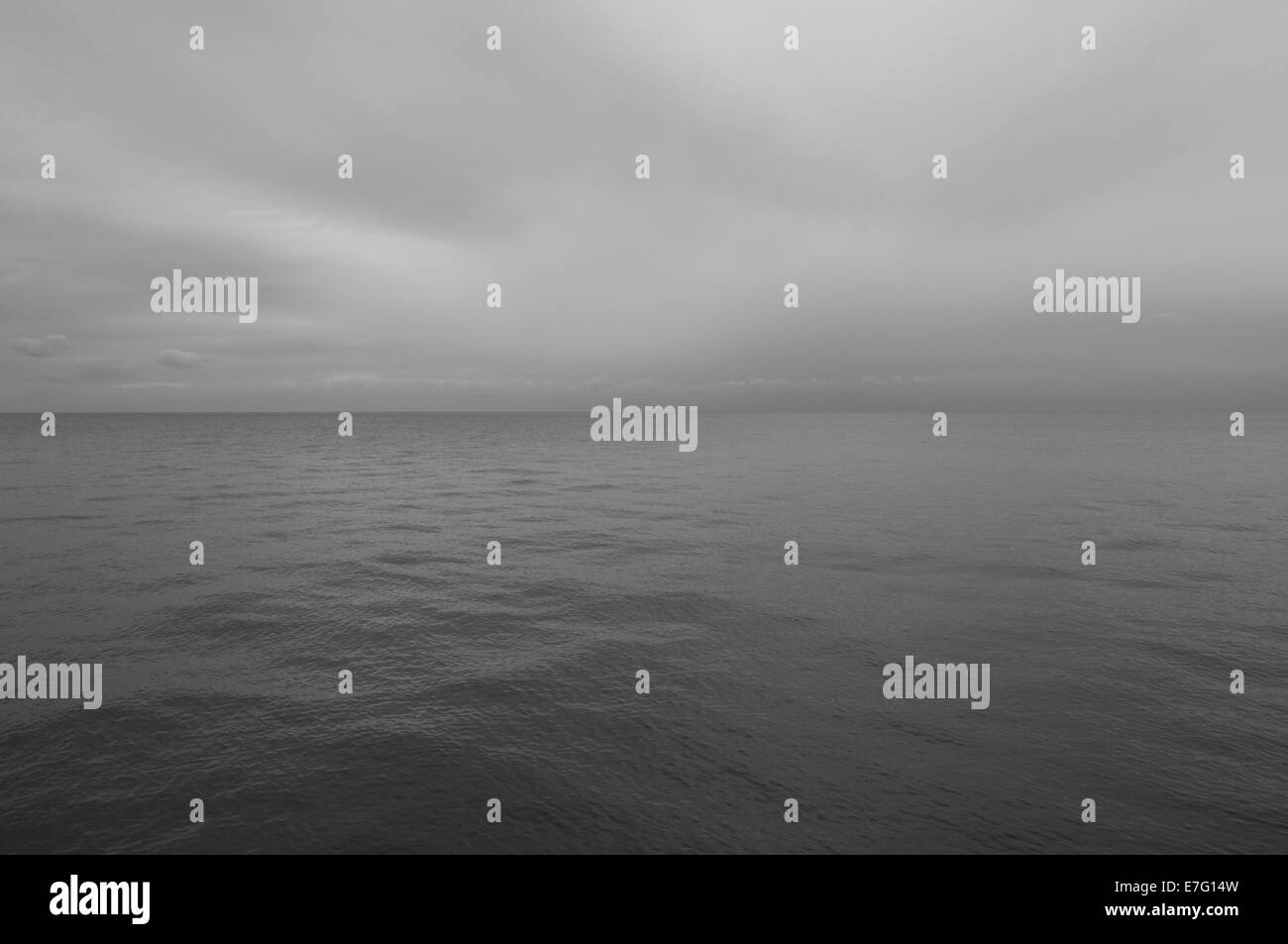 A simple shot of Lake Michigan from the Lakeshore Path in Chicago ...