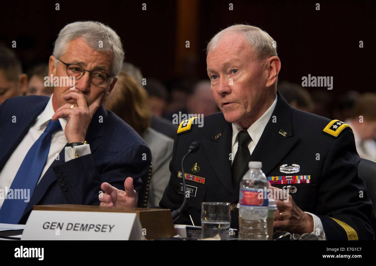 Us joint chiefs chairman general hi-res stock photography and images ...