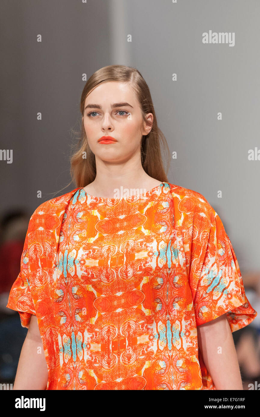 Jamie chung and model hi-res stock photography and images - Alamy