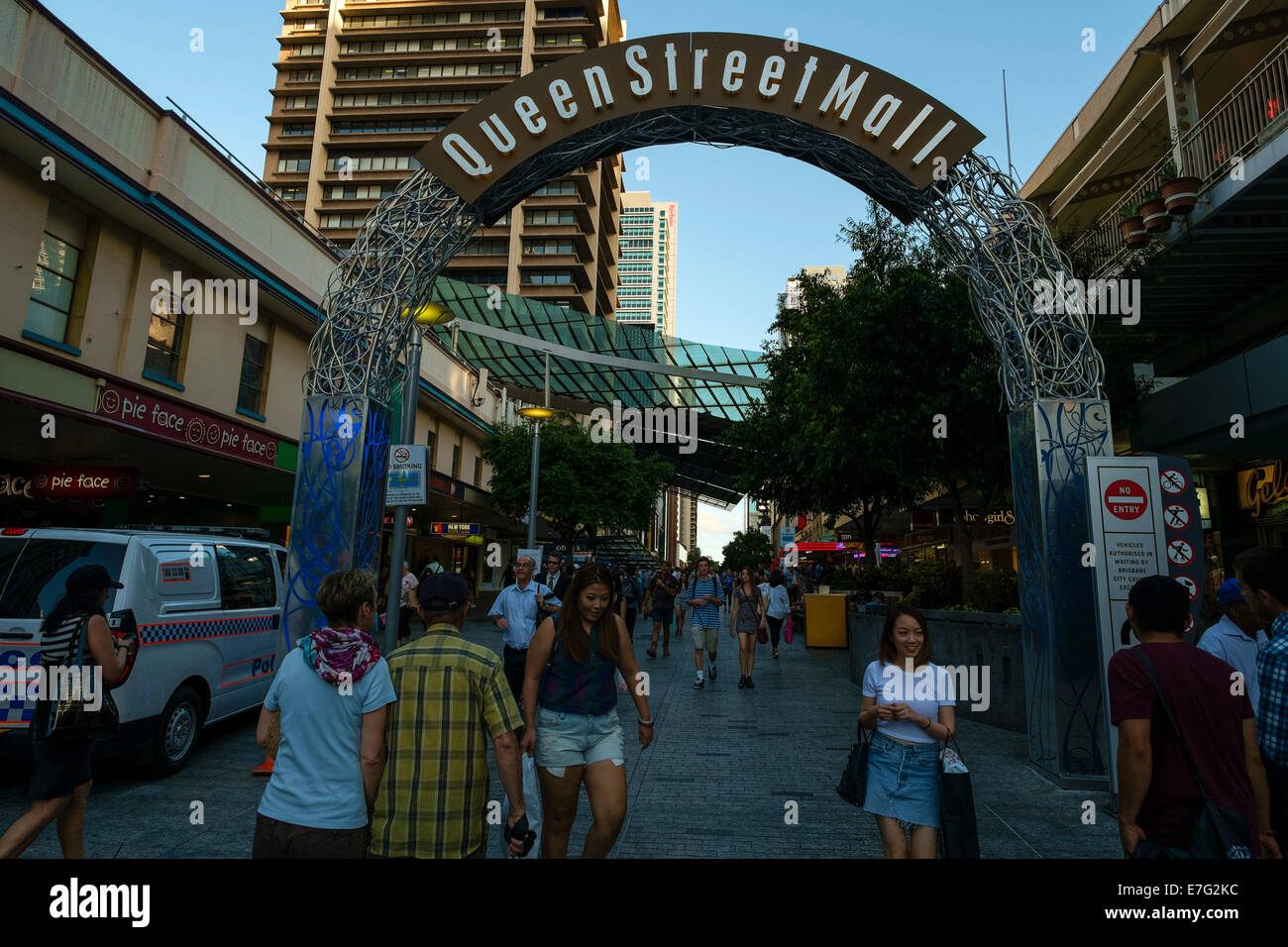 Around Brisbane - Queen St Mall Stock Photo - Alamy