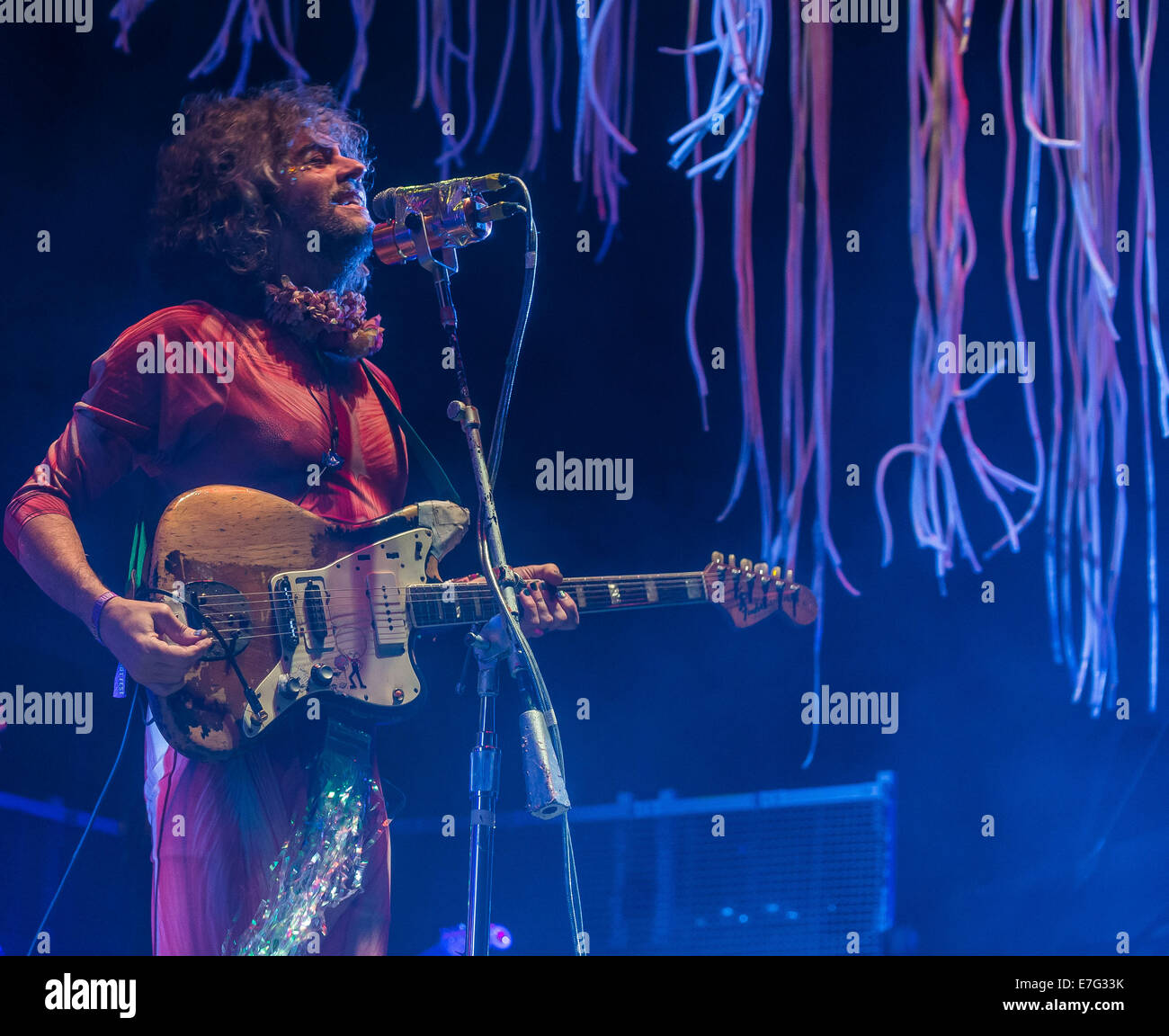 Nicholas simpson hi-res stock photography and images - Alamy