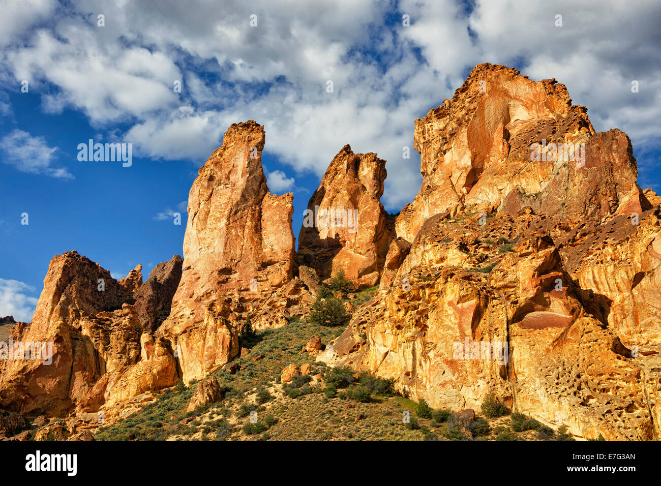 Sun baked towering volcanic rock pinnacles in the canyon of SE Oregon’s ...