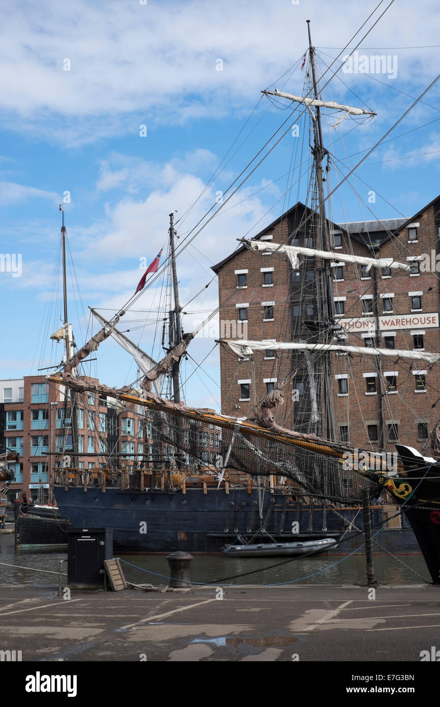 Dockside capstan hi-res stock photography and images - Alamy