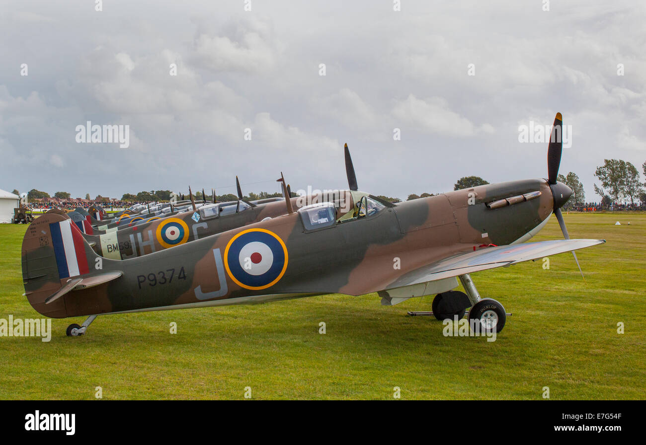 Spitfire ww2 1940s world war ii royal air force hi-res stock ...