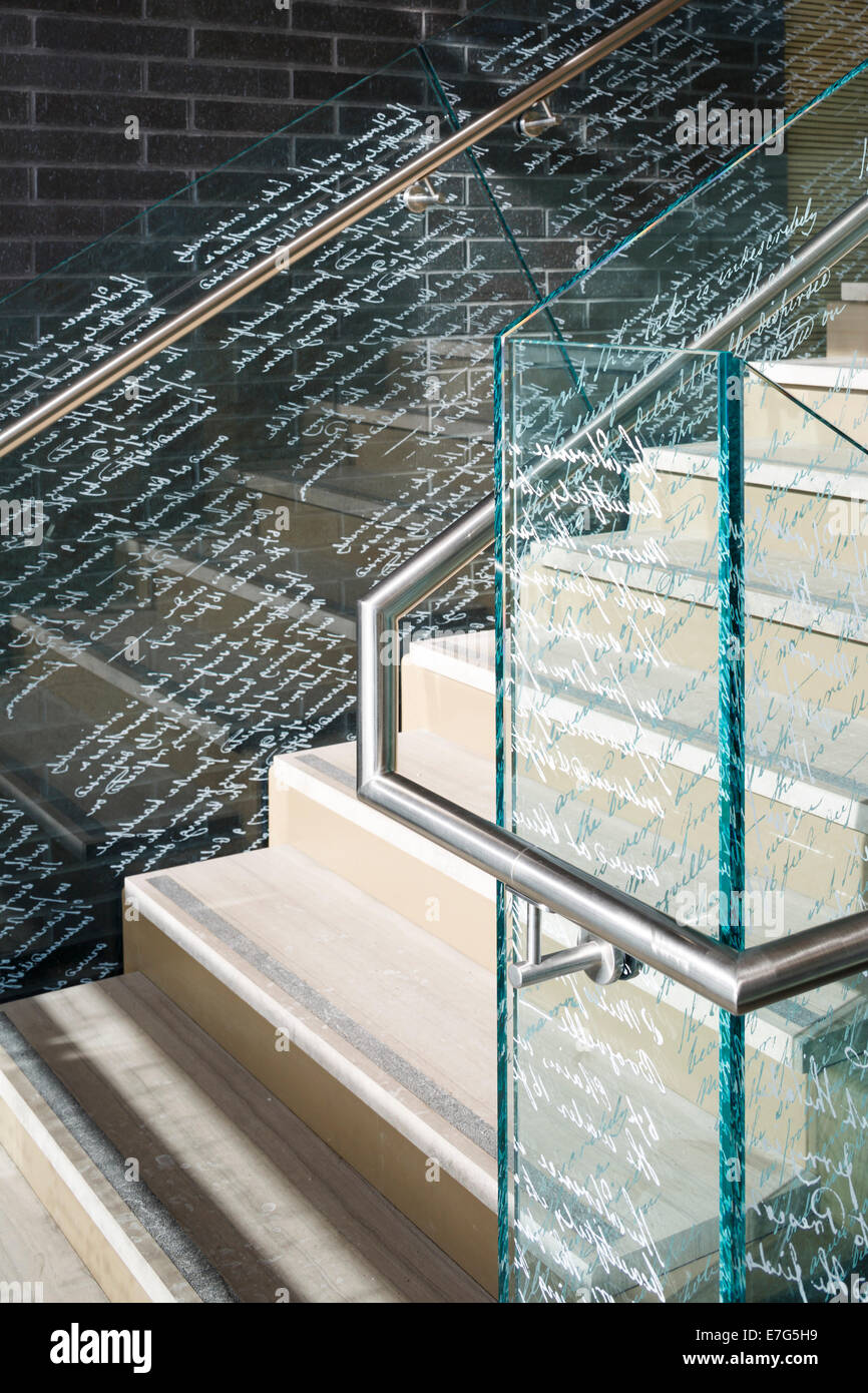 Library archives hi-res stock photography and images - Alamy