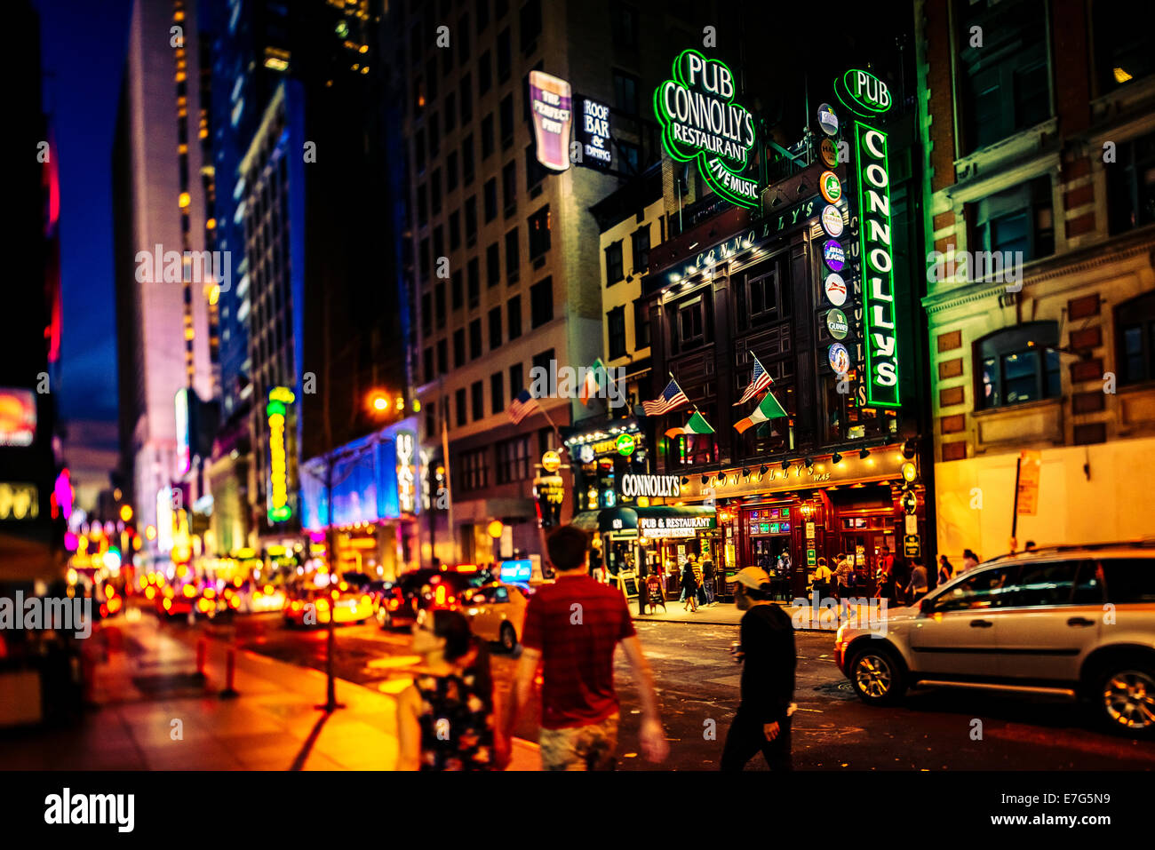 Manhattan street in the late summer evening Stock Photo - Alamy