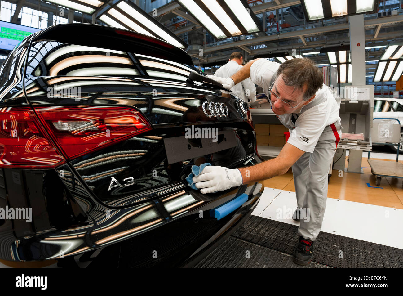 Audi factory ingolstadt bavaria hi-res stock photography and images - Alamy