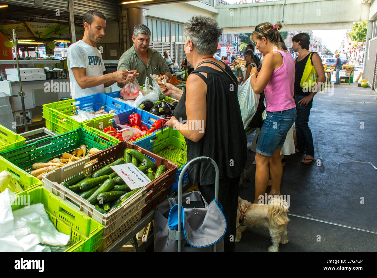 French food market bordeaux hi-res stock photography and images - Alamy