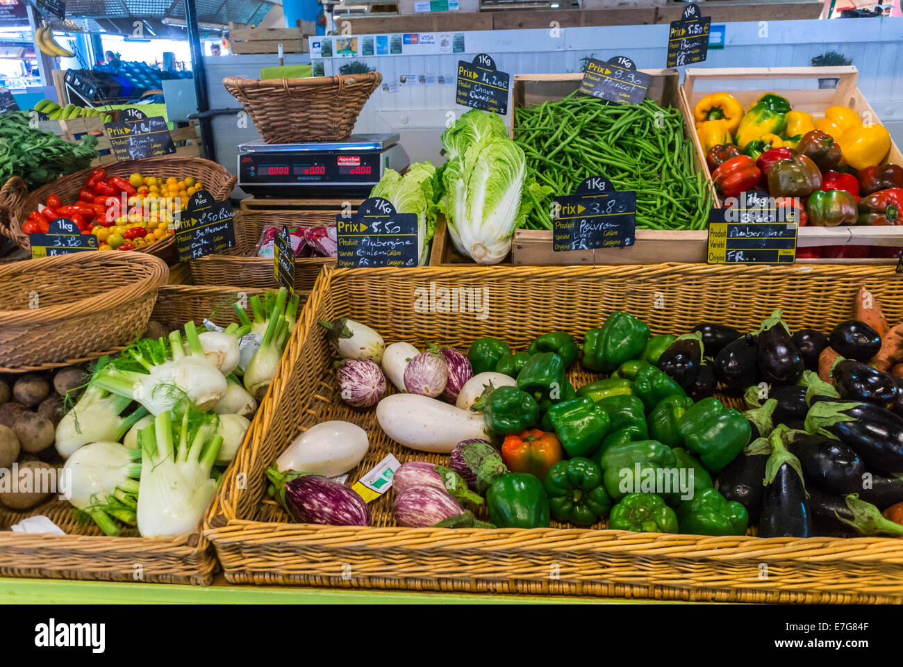 Bordeaux, France, Produce Shop, French Organic Shopping Food Market ...