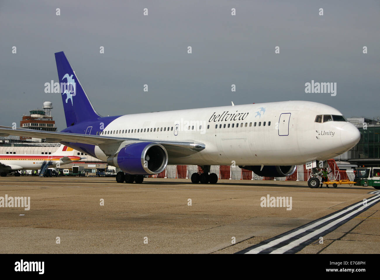 BELLVIEW NIGERIA AIRLINES BOEING 767 Stock Photo - Alamy