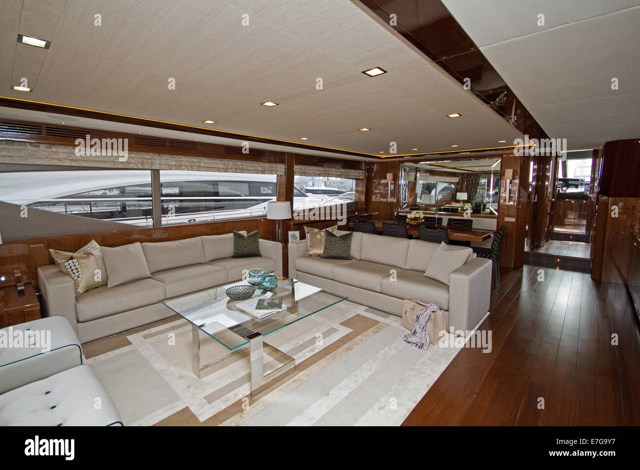 Princess show their luxury lounge area onboard the 98 Stock Photo - Alamy