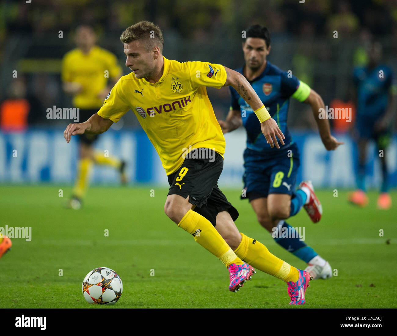 Borussia dortmunds ciro immobile hi-res stock photography and images ...