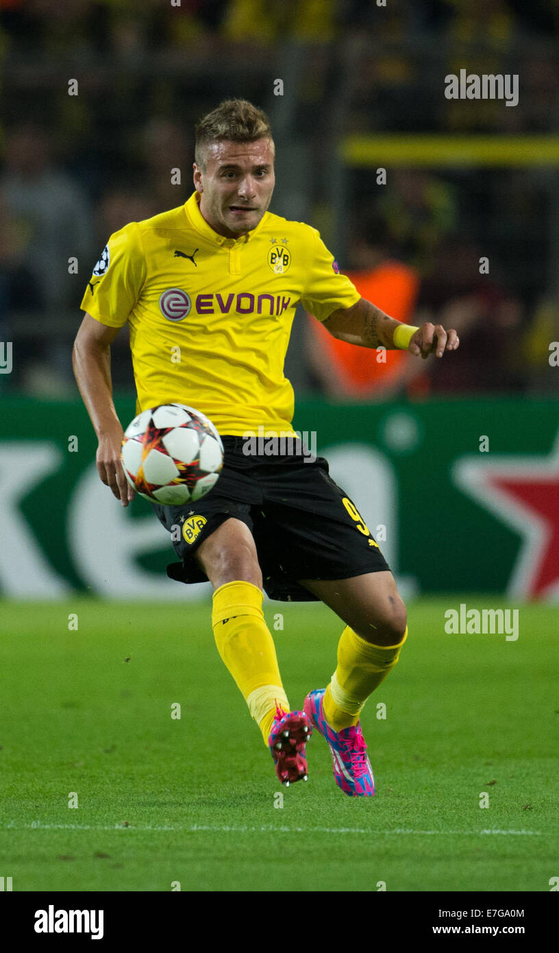 Borussia dortmunds ciro immobile hi-res stock photography and images ...