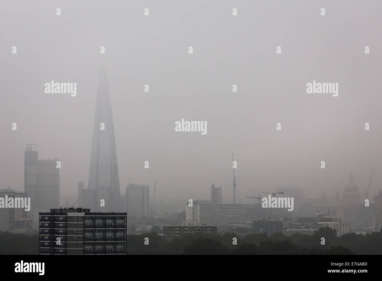 London, UK. 17th Sept, 2014. Heavy morning fog continues over the city ...