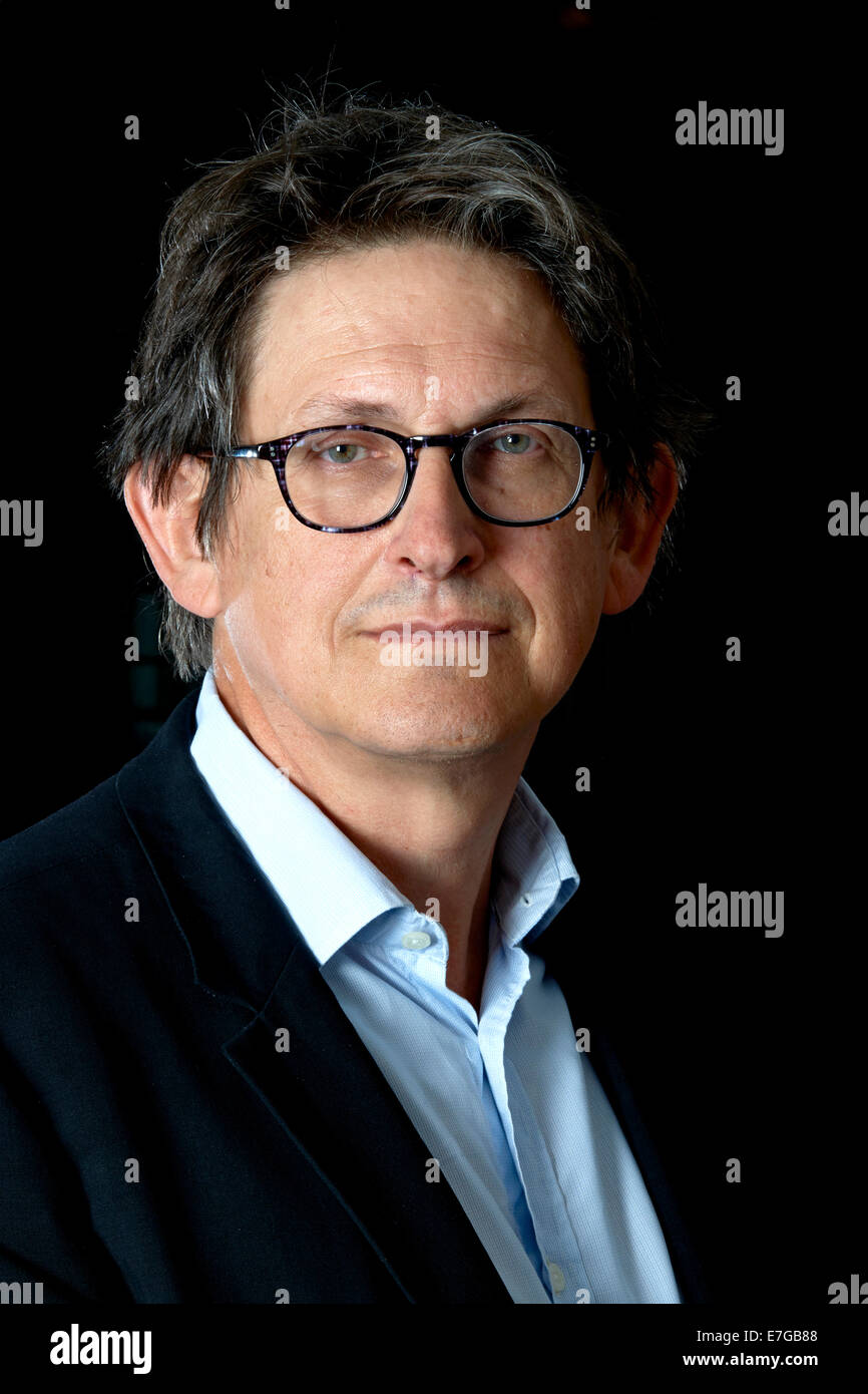 Alan rusbridger hi-res stock photography and images - Alamy