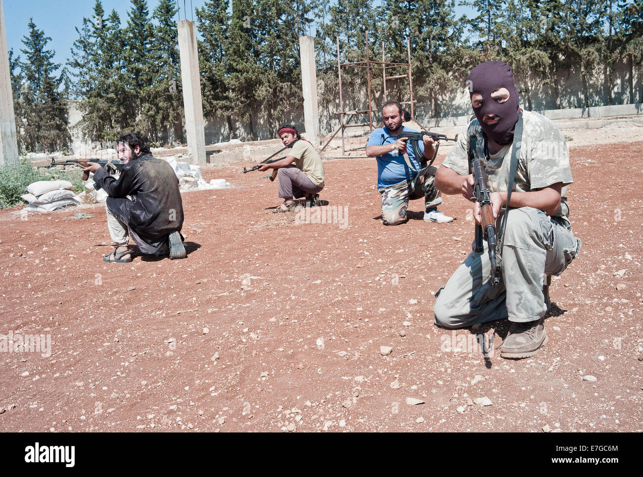 Isis new recruits training hi-res stock photography and images - Alamy