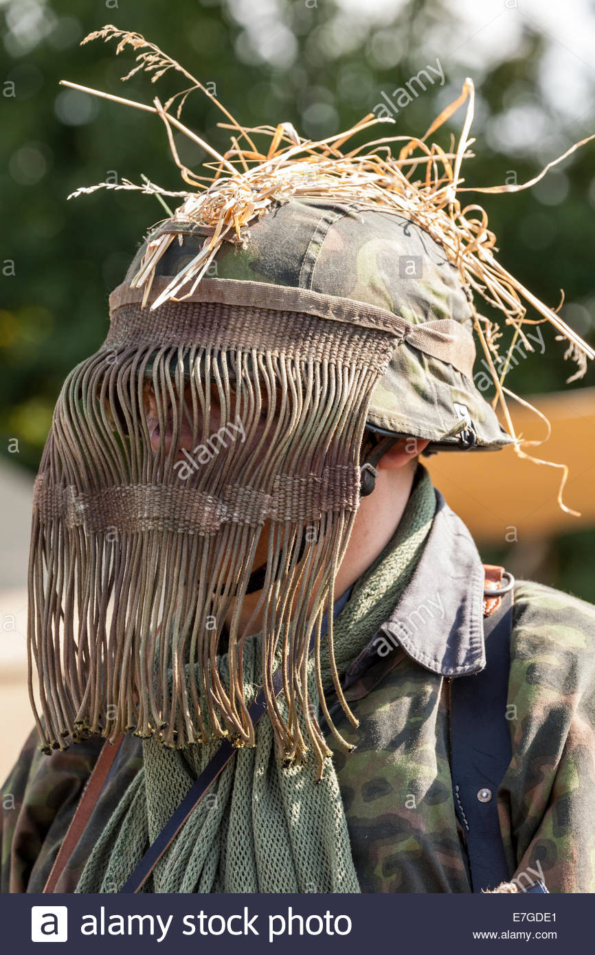 Soldier Camouflage Second World War Stock Photos & Soldier Camouflage ...