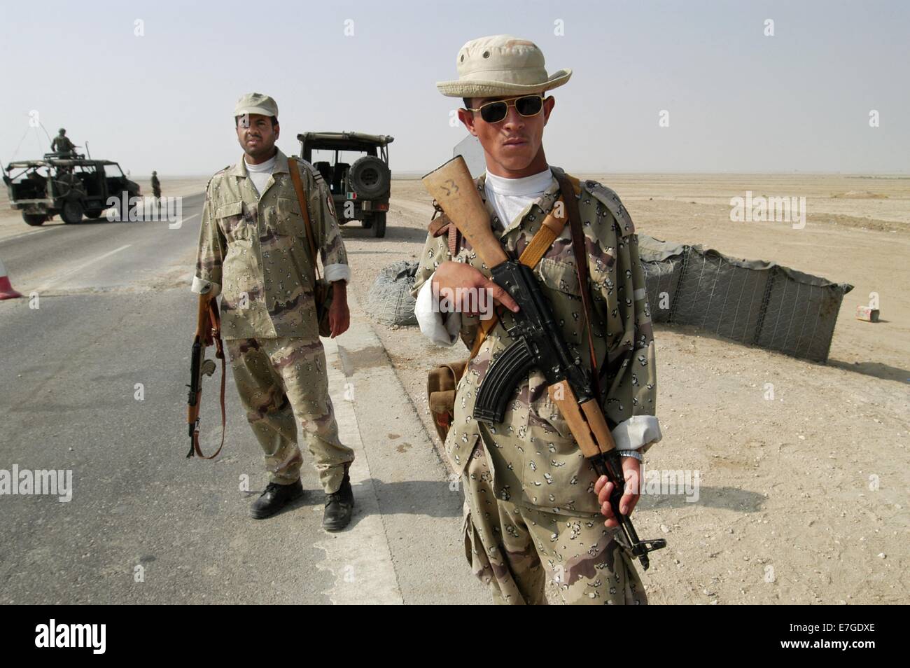 Basra and checkpoint hi-res stock photography and images - Alamy