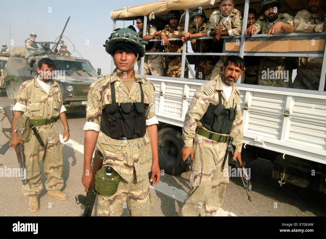 New iraqi army hi-res stock photography and images - Alamy