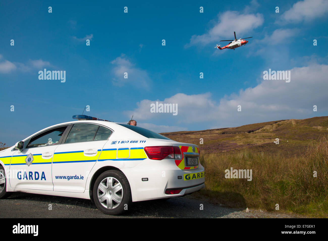 Irish Coast Guard IRCG Garda Cósta na hÉireann Sikorsky helicopter ...