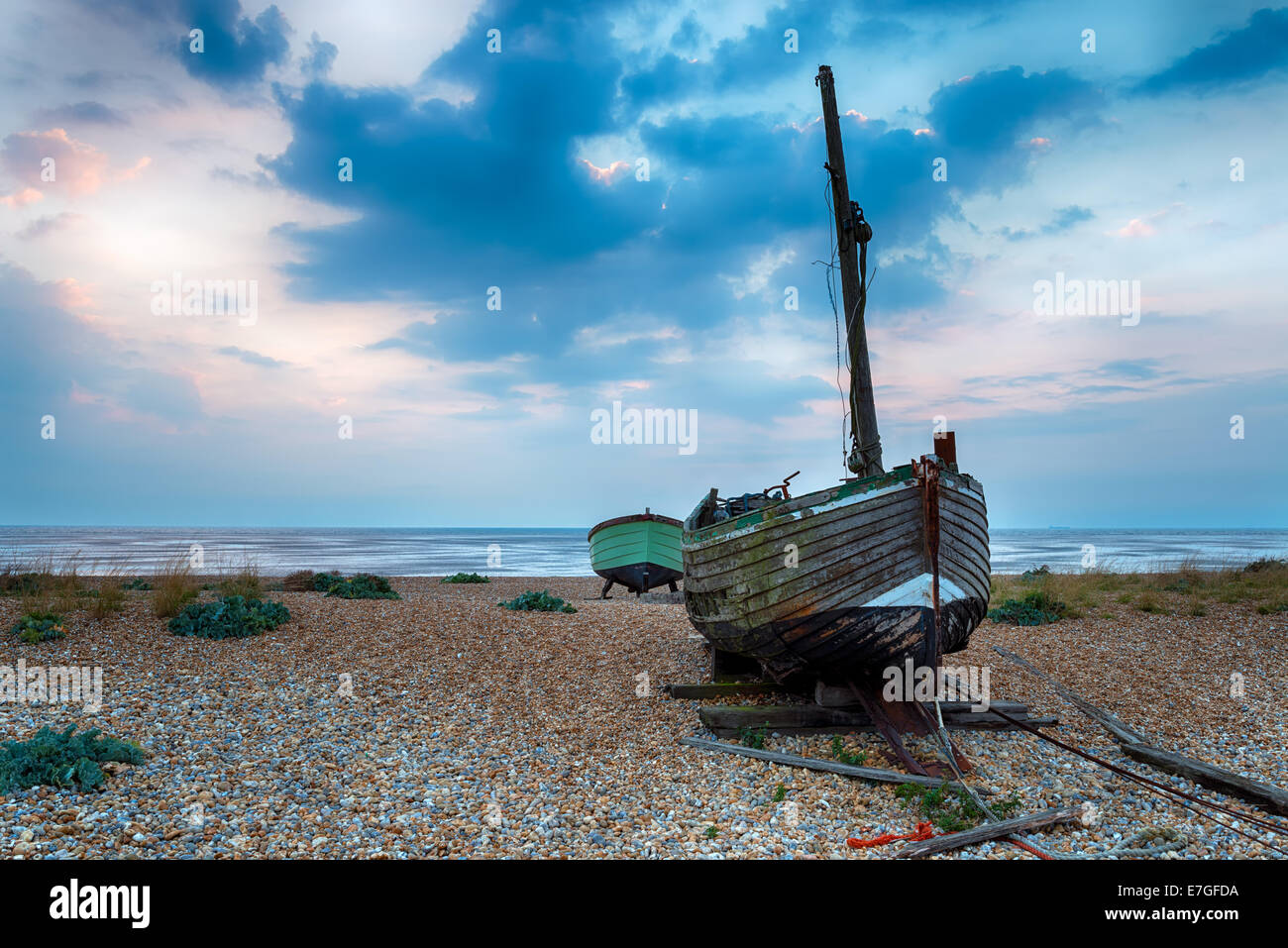 Kent england boats fishing hi-res stock photography and images - Alamy