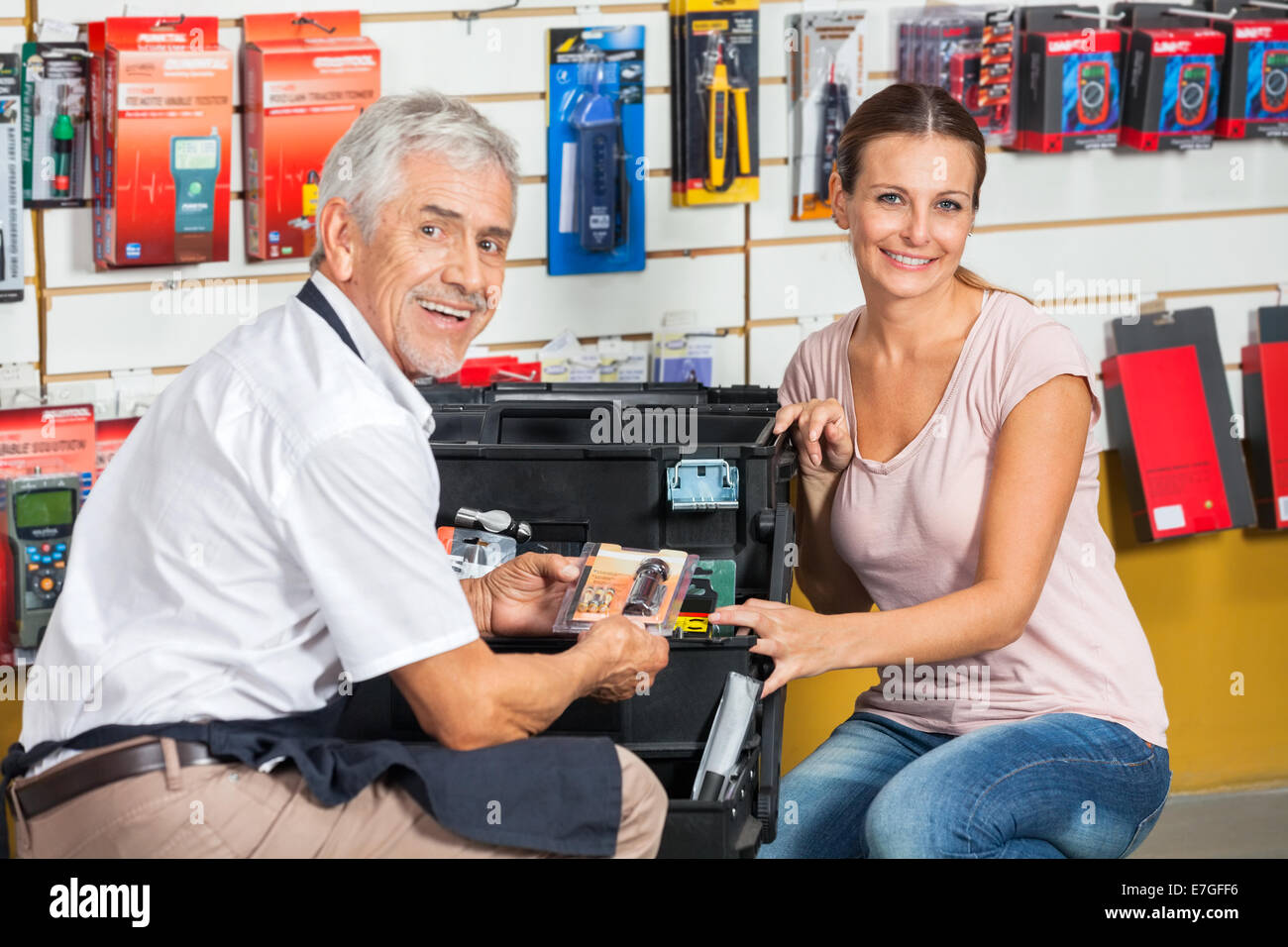 Hardware store salesperson hi-res stock photography and images - Alamy