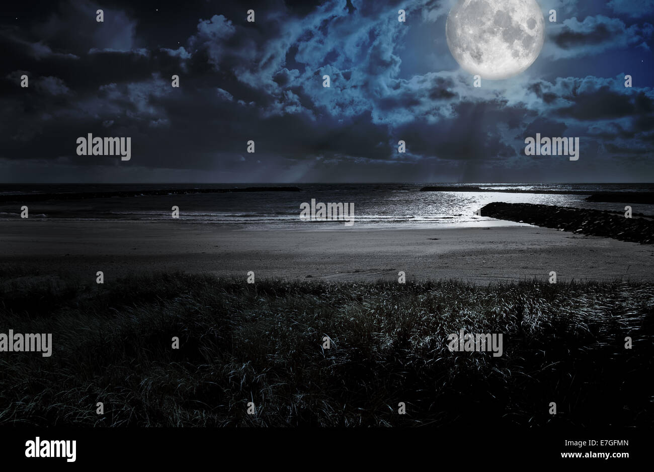 full moon over the ocean Stock Photo - Alamy
