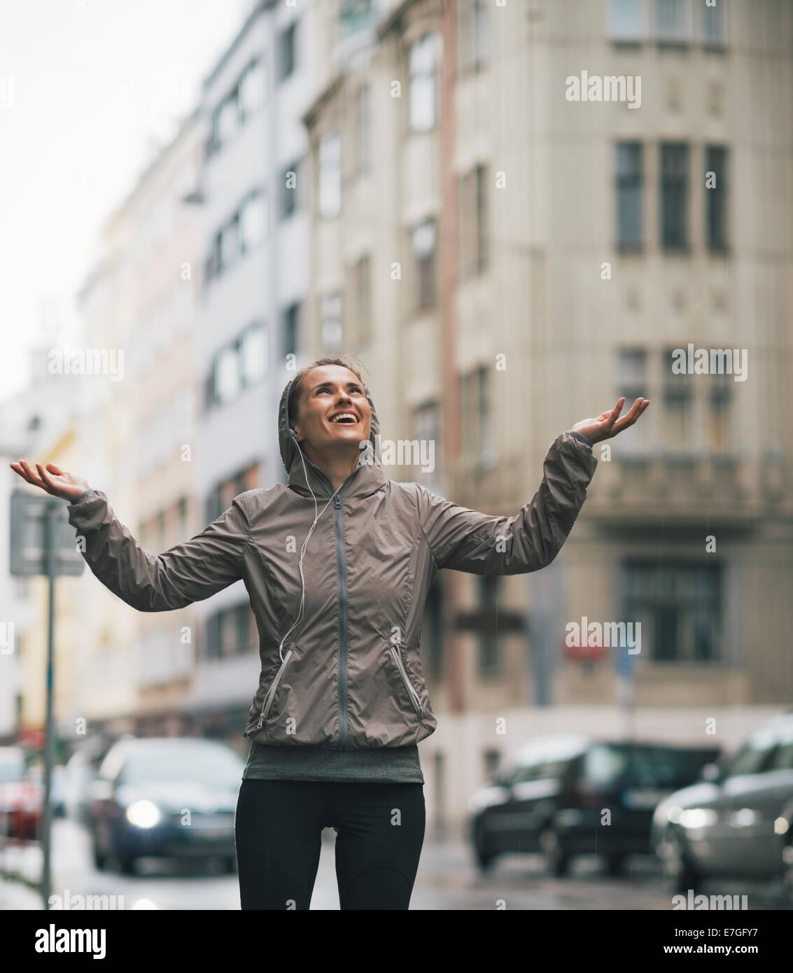Catching rain hi-res stock photography and images - Alamy