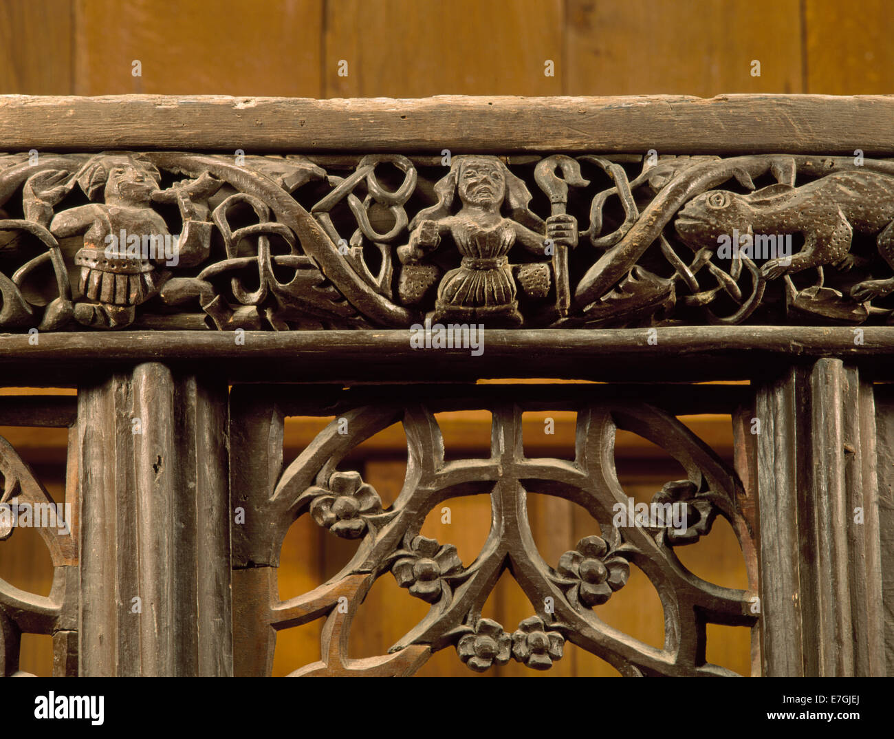 Irish oak screen hi-res stock photography and images - Alamy