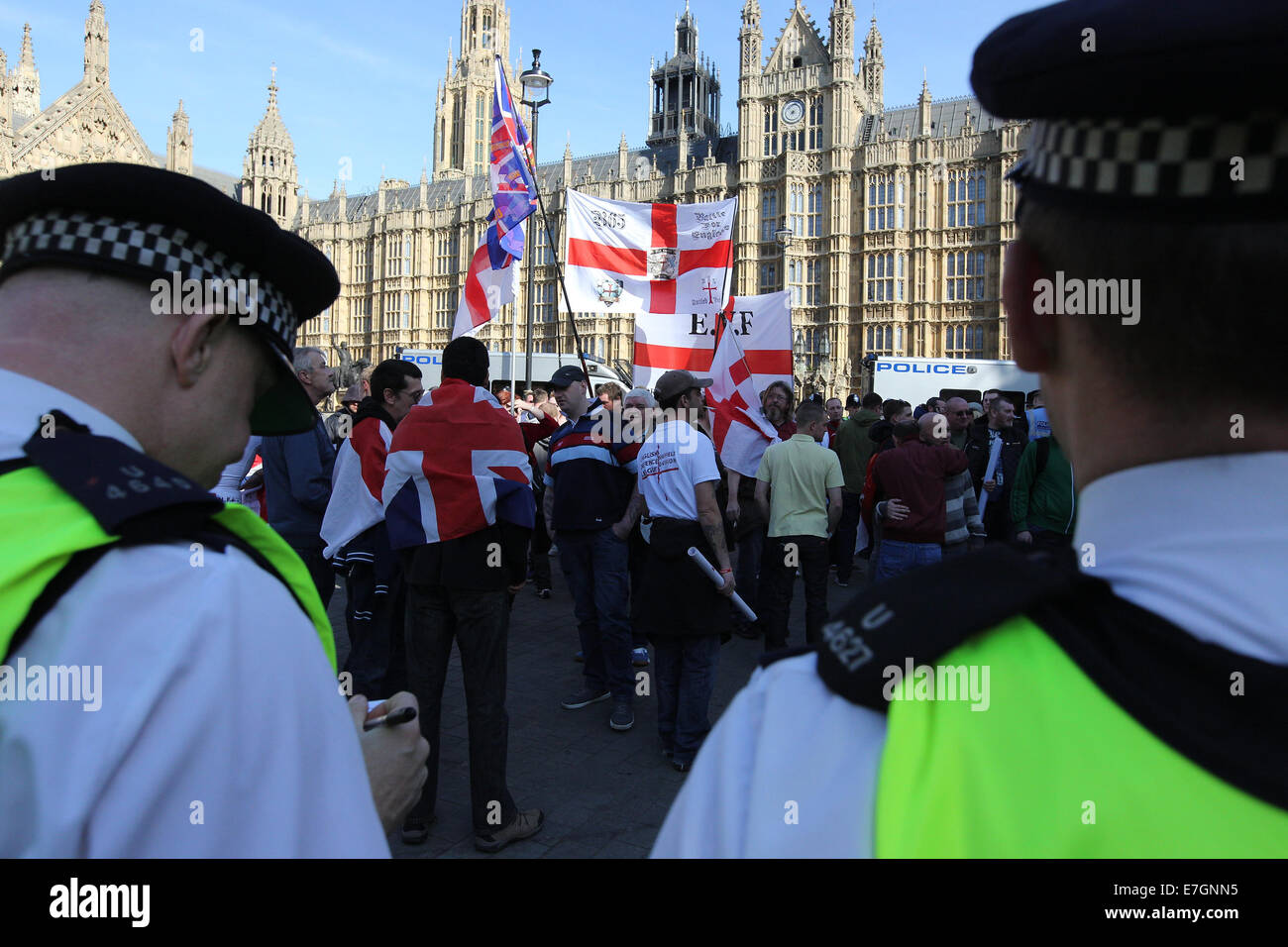 Right wing group hi-res stock photography and images - Alamy