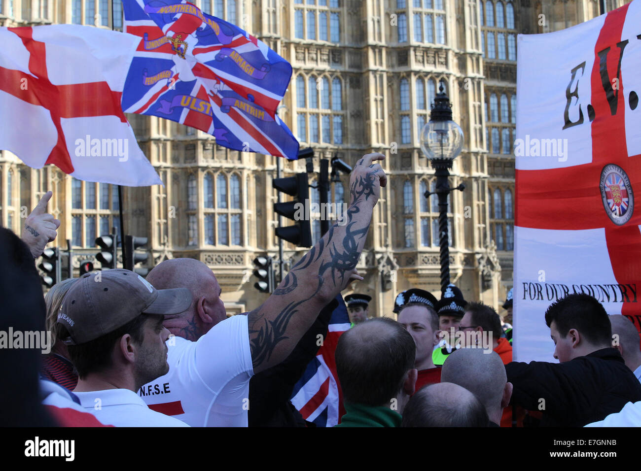 Right Wing Group English Volunteer Force march to Parliament to protest ...
