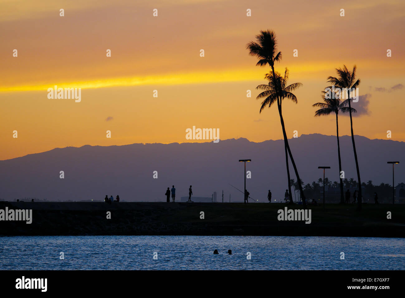Sunset, Magic Island, Ala Moana Beach Park, Waikiki, Honolulu, Oahu ...
