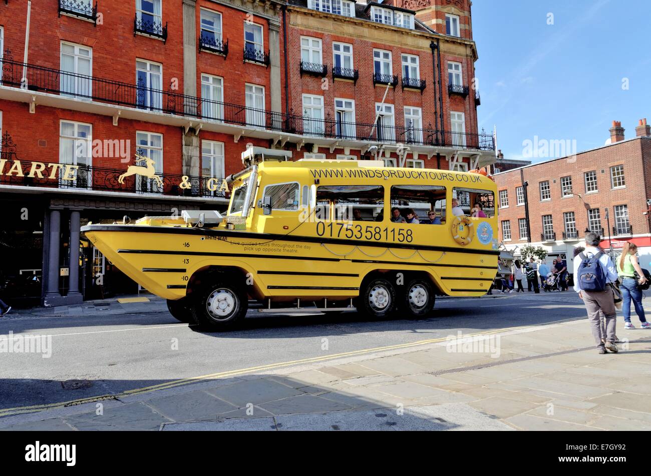 Duck tours hi-res stock photography and images - Alamy