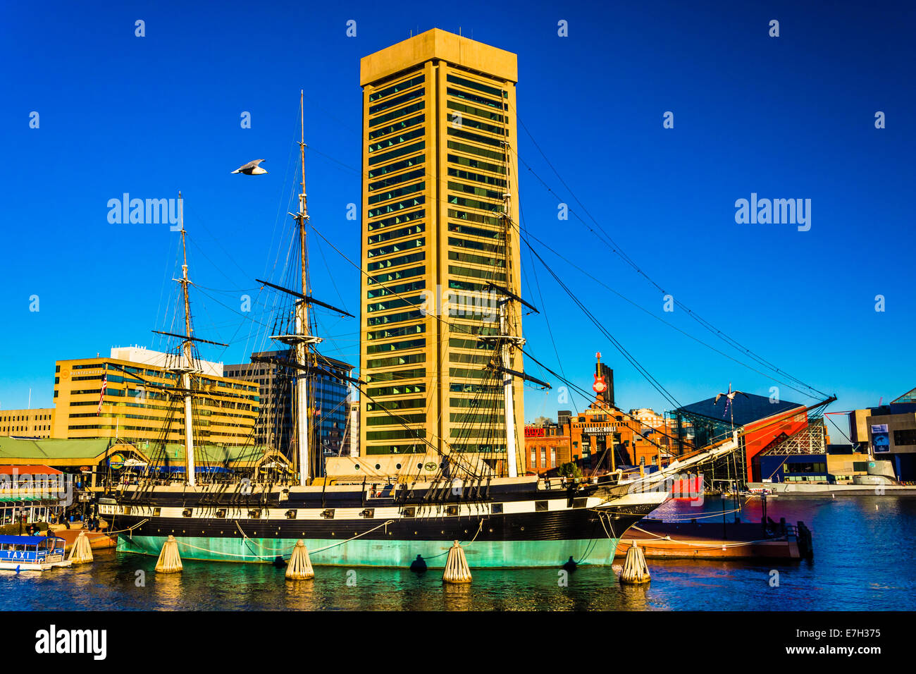 Uss constellation baltimore hi-res stock photography and images - Alamy