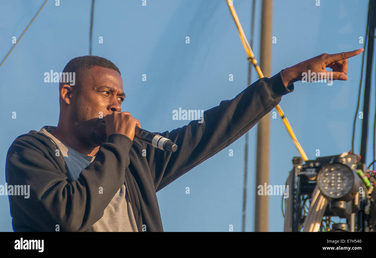 Chicago, IL, USA. 13th Sep, 2014. GARY GRICE (GZA) of Wu-Tang Clan ...