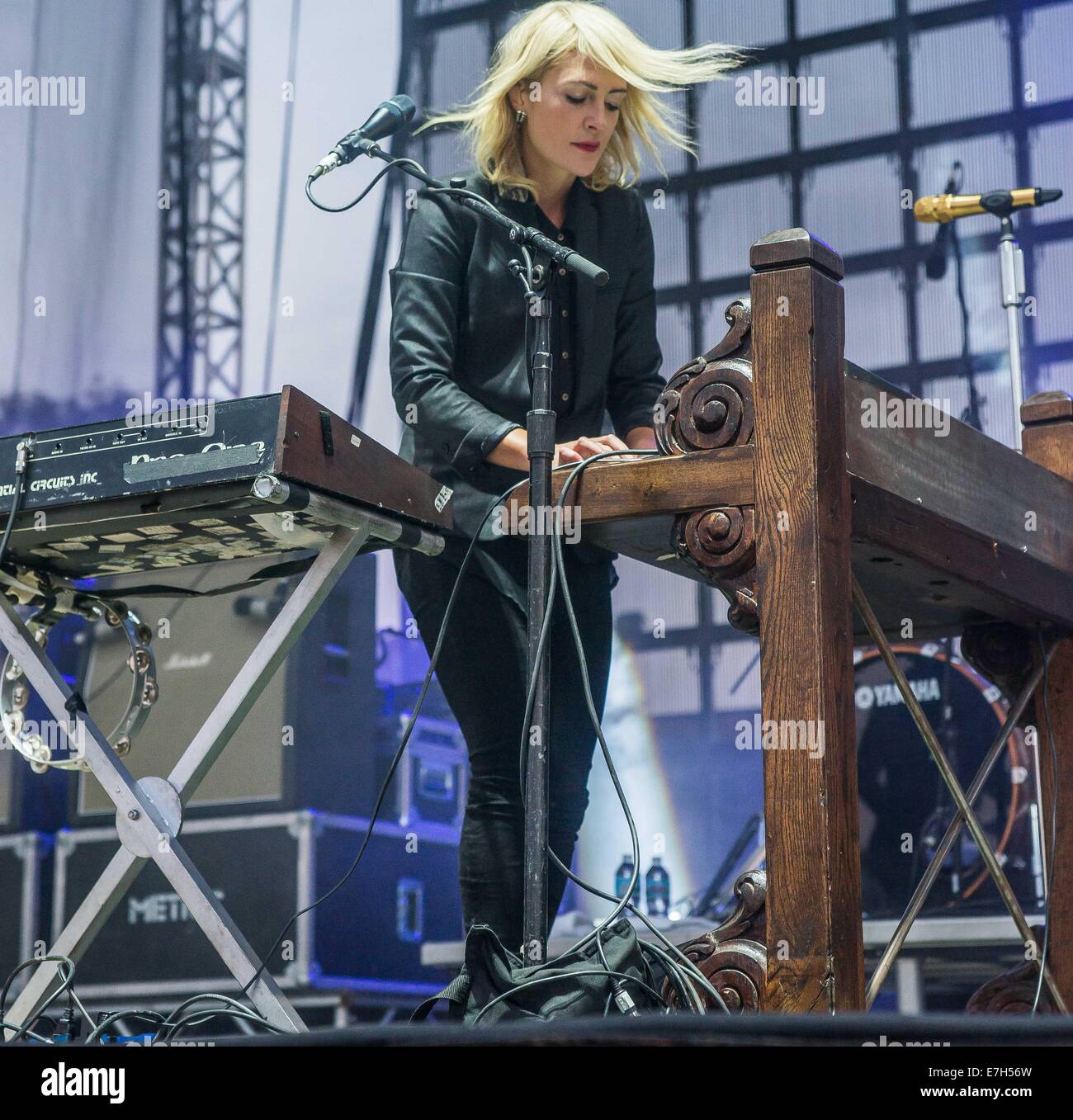 Emily simpson hi-res stock photography and images - Alamy