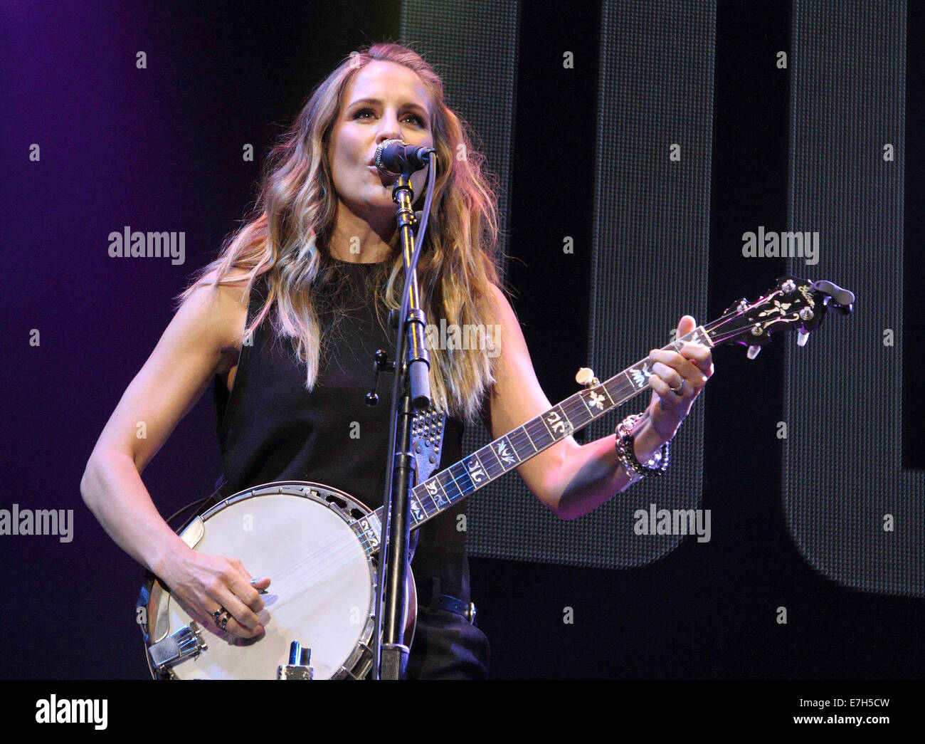 Dixie chicks emily robison hi-res stock photography and images - Alamy
