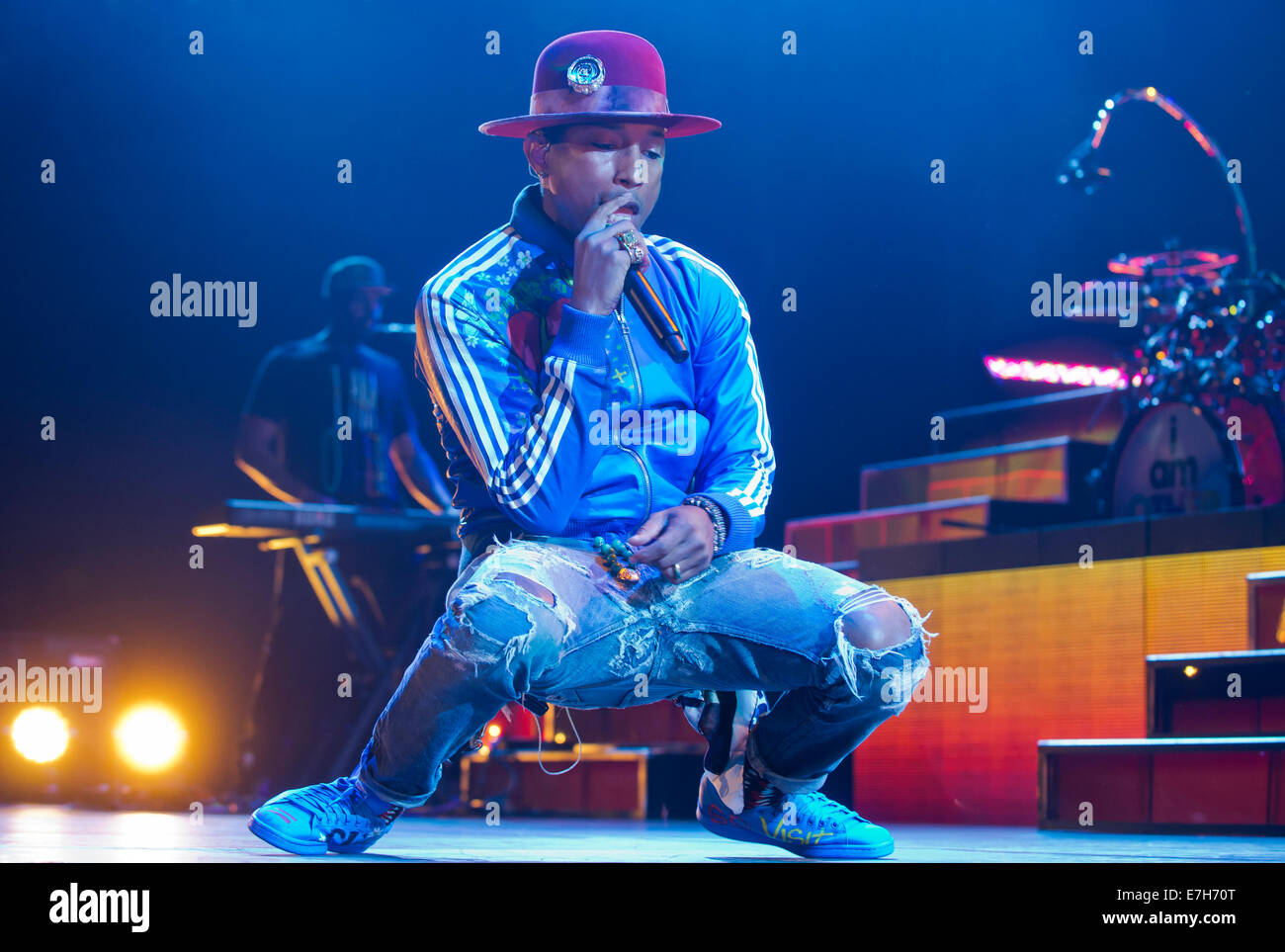 Pharrell williams concert hi-res stock photography and images - Alamy