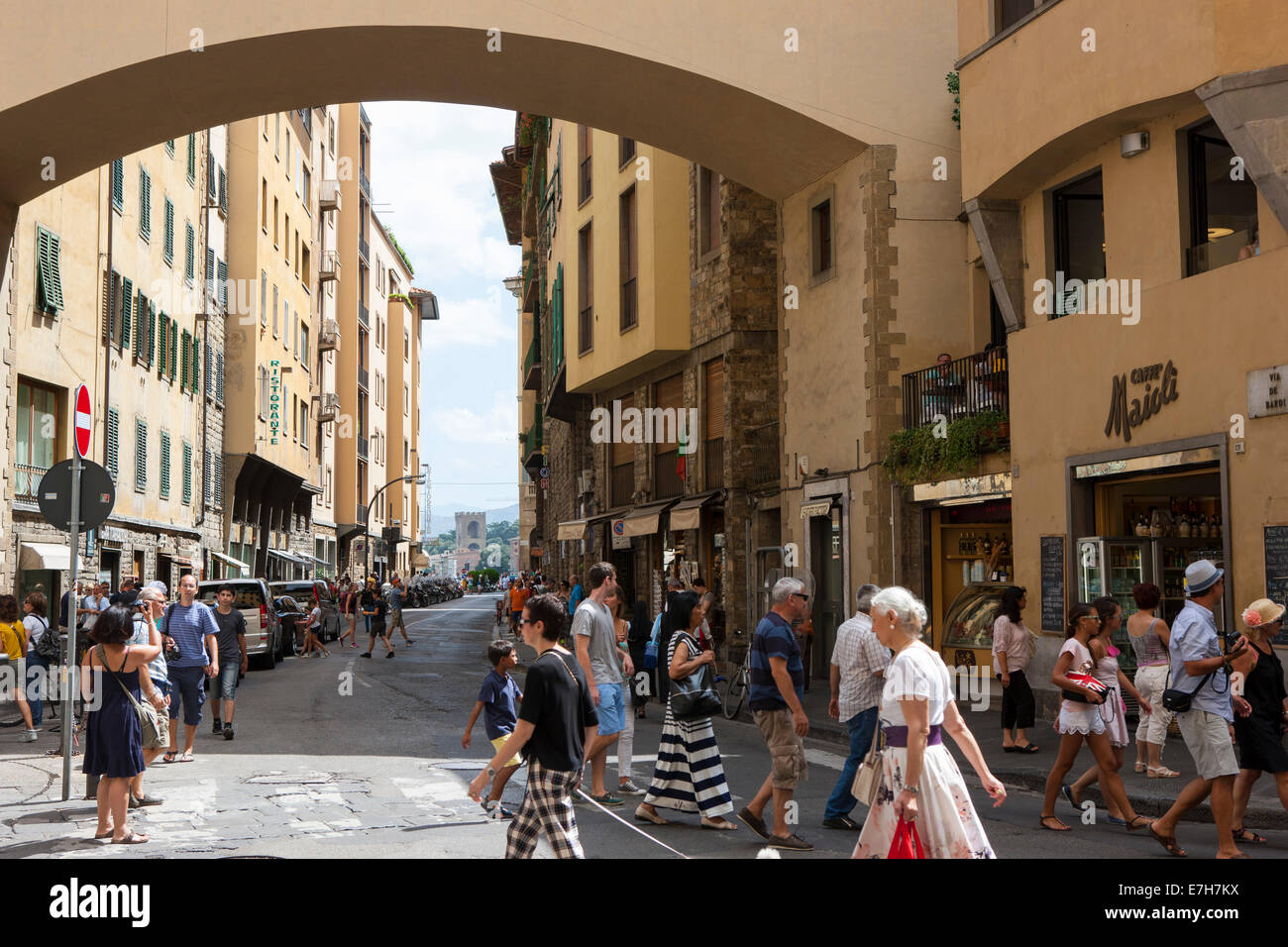 Streets florence hi-res stock photography and images - Alamy