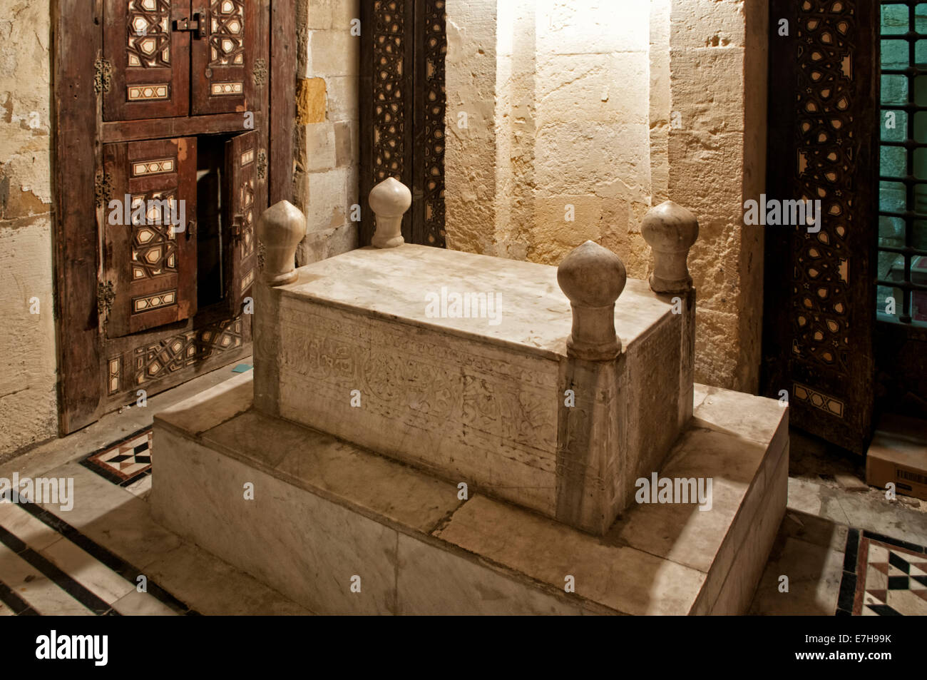 The tomb of Gawhar al-Qanaqba'i, (1440 CE) a Sudanese eunuch who became ...